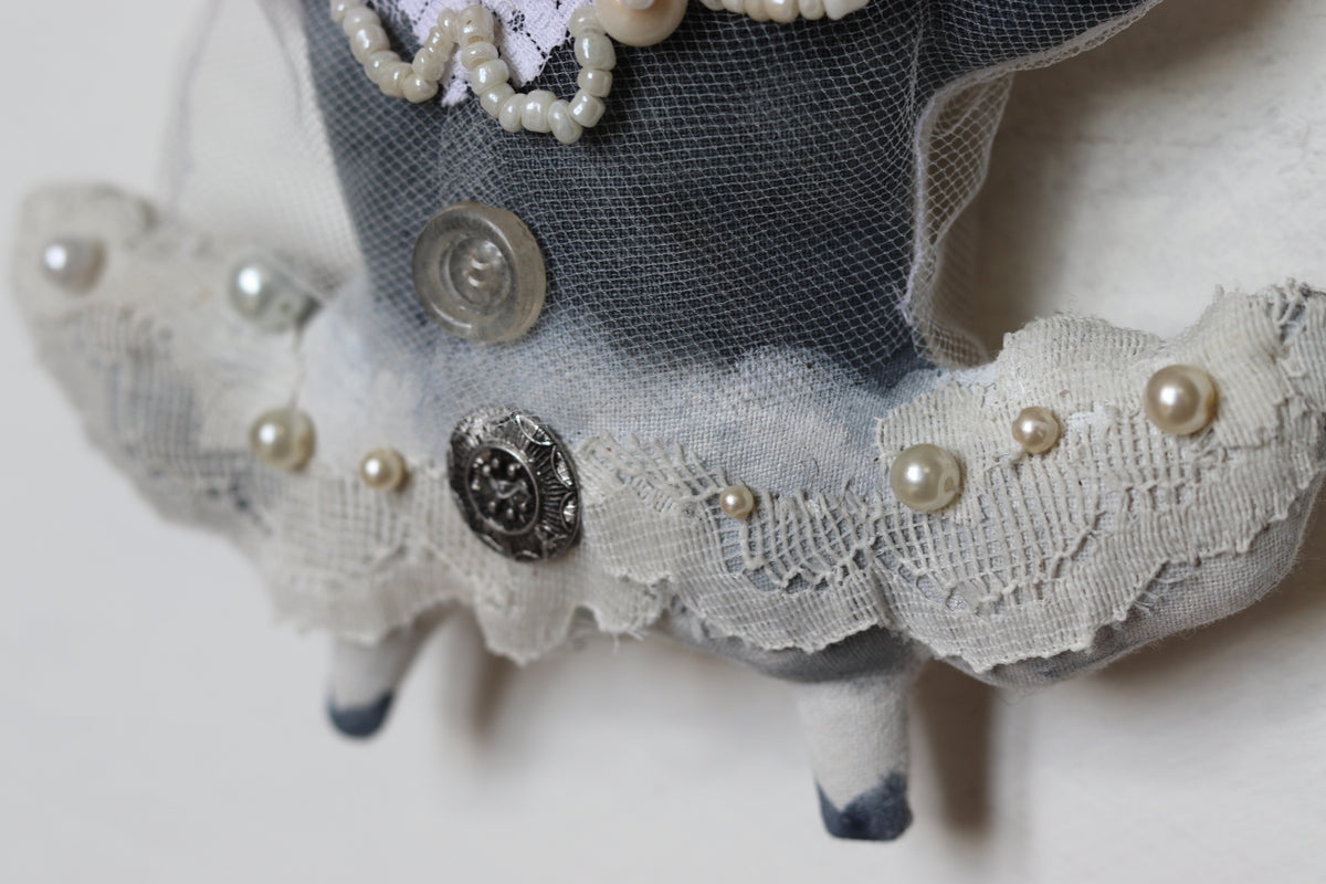 PETIT Claude Blue Moon Man – Pantovola